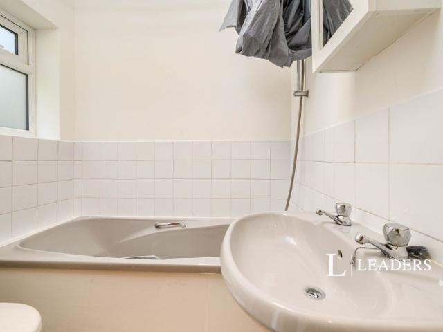 1 bedroom studio to rent Coleen Court, 16 Outram Road, Southsea, PO5