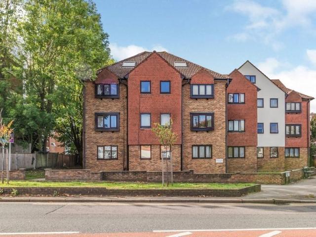 1 Bedroom Studio To Rent in
