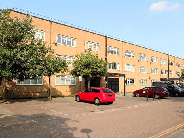 1 Bedroom Studio To Rent In North Ninth Street, Central Milton Keynes, Milton Keynes, Buckinghamshire, MK9