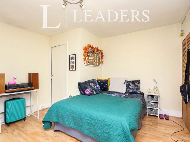 1 bedroom studio to rent Waldram Park Road, London, SE23
