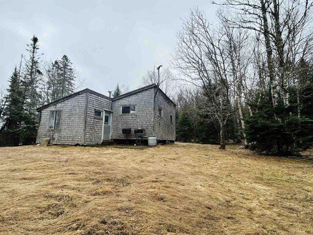 1 bedroom, Stewartstown NH 03576 101799623