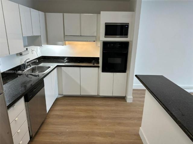 1 bedroom, Sunny Isles Beach FL 33160 83985557