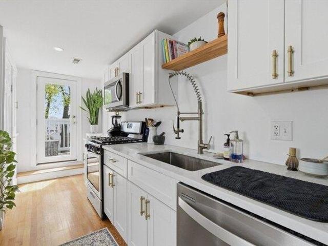 1 bedroom, Swampscott MA 01907 104298152