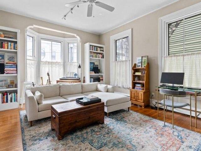 1 bedroom, Portland ME 04102 104152256