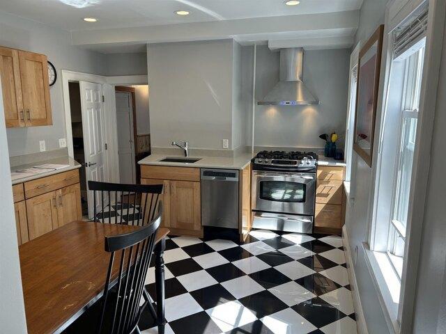 1 bedroom, Portsmouth NH 03801 104716664