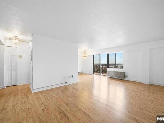 1 bedroom, Palisades Park NJ 07650 LS102318122