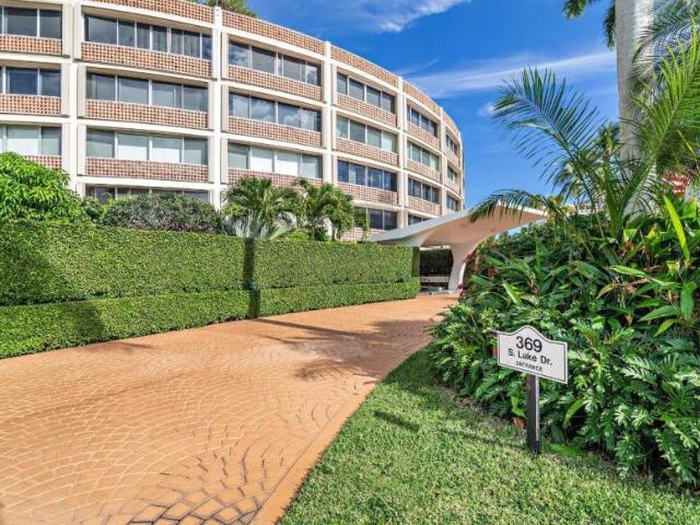 1 bedroom, Palm Beach FL 102435365