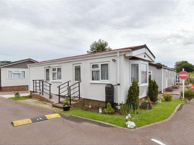 1 Bedroom Park Home Mobile Home