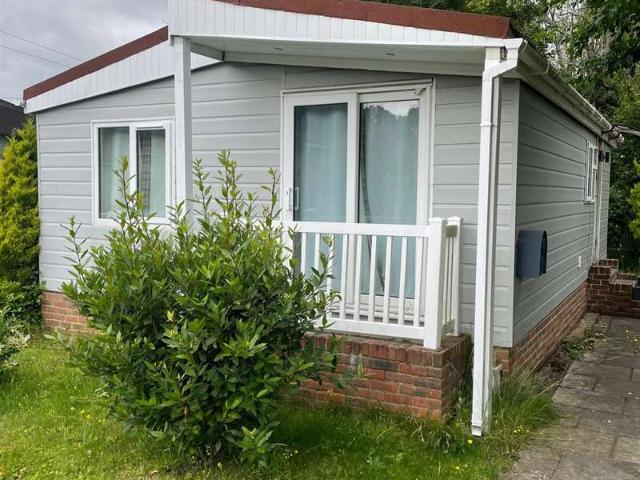 1 Bedroom Park Home Mobile Home