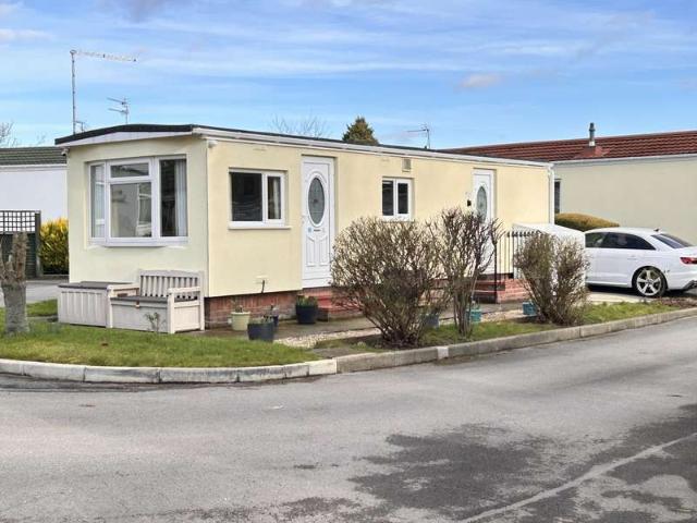 1 Bedroom Park Home Mobile Home