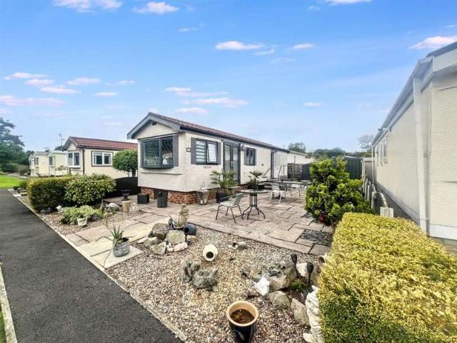 1 Bedroom Park Home Mobile Home
