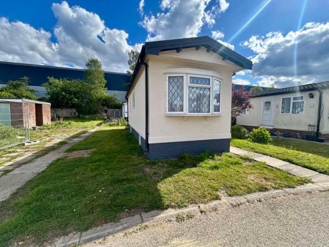 1 Bedroom Park Home Mobile Home
