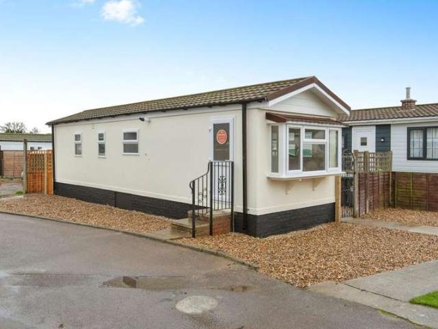 1 Bedroom Park Home Mobile Home