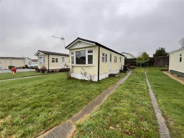 1 Bedroom Park Home Mobile Home