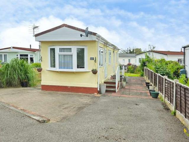 1 Bedroom Park Home Mobile Home