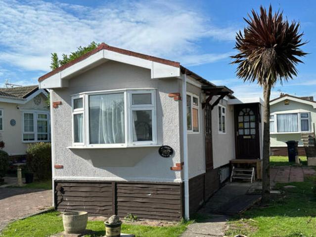 1 bedroom park home for sale in Birchington, Kent, CT7