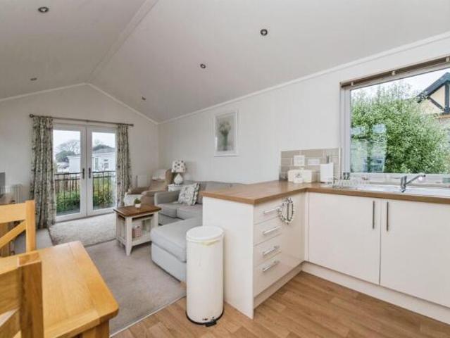 1 bedroom park home for sale in First Avenue, Newport Park, Exeter, EX2