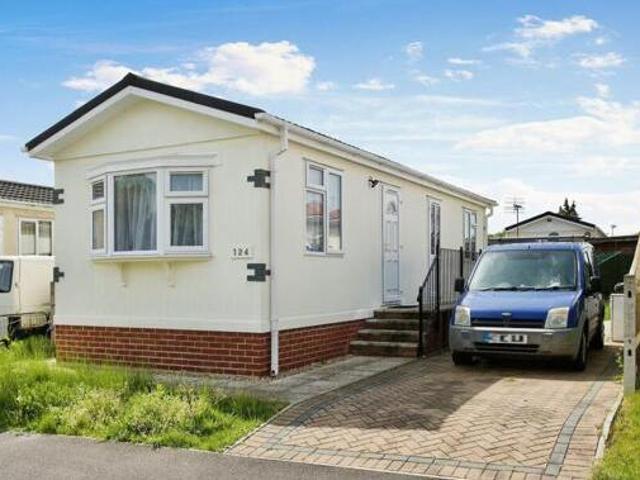 1 Bedroom Park Home For Sale In Hedge End