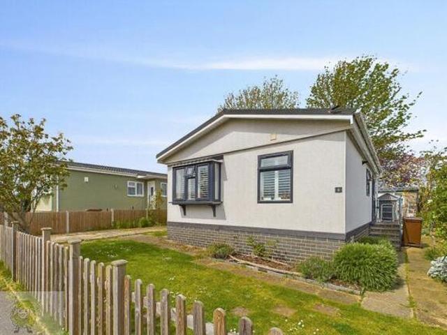 1 Bedroom Park Home For Sale In Hoo Marina Park