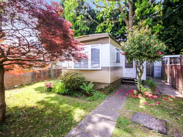 1 bedroom park home for sale