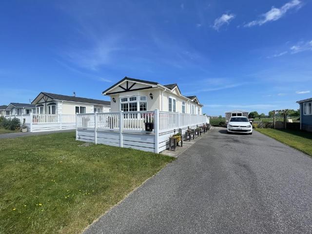 1 bedroom park home for sale