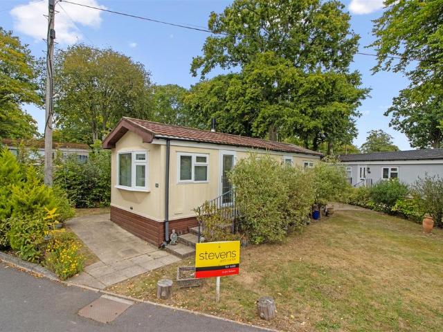 1 bedroom park home for sale