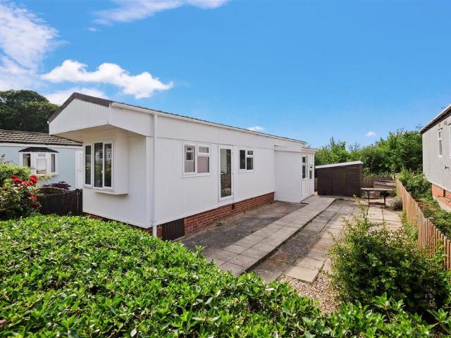 1 bedroom park home for sale