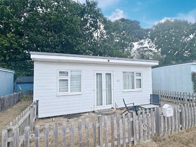 1 bedroom park home for sale