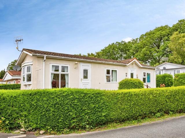 1 bedroom park home for sale