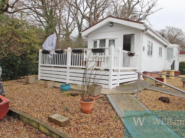 1 bedroom park home for sale