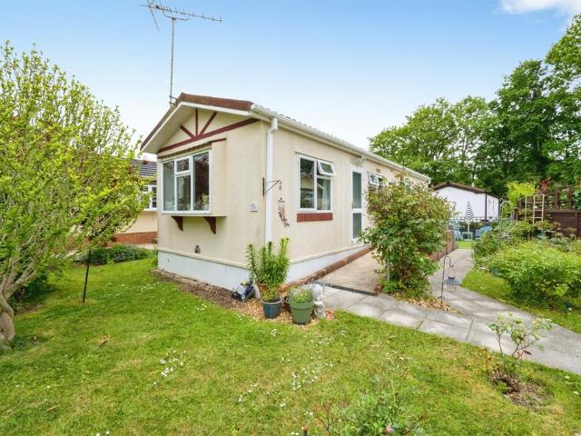 1 bedroom park home for sale