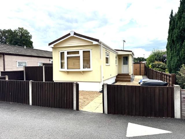 1 bedroom park home for sale
