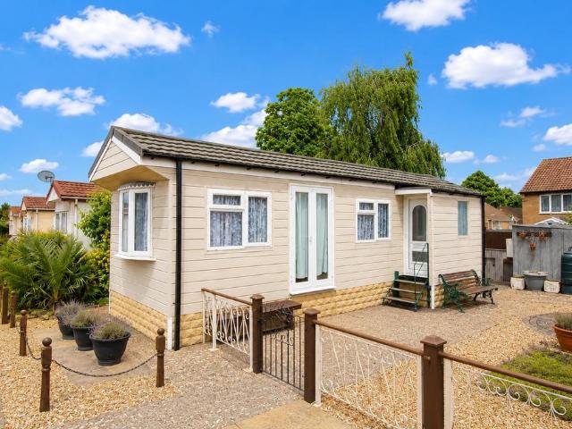 1 bedroom park home for sale