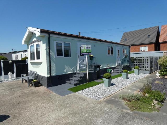 1 bedroom park home for sale