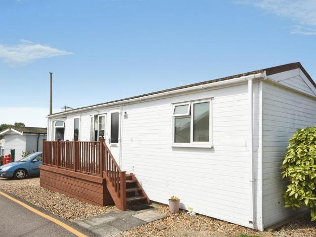 1 bedroom park home for sale
