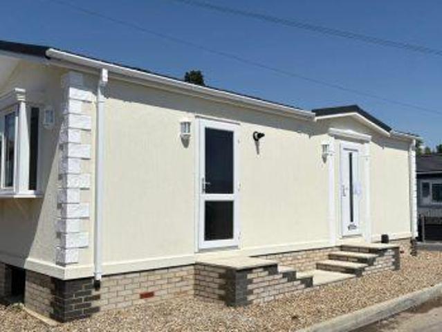 1 bedroom park home for sale