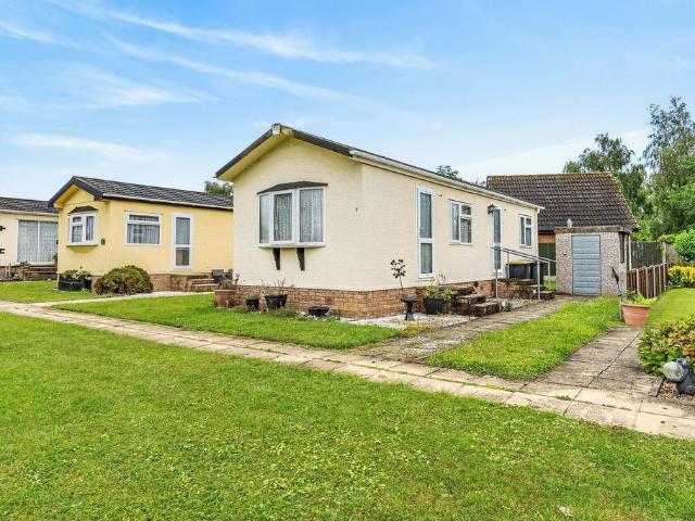 1 bedroom park home for sale
