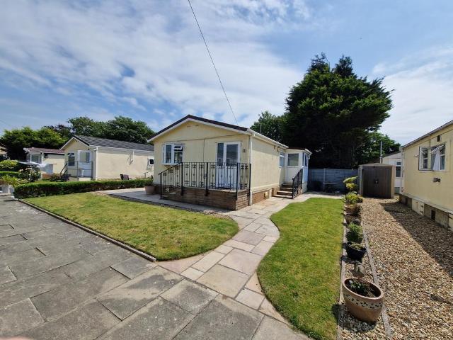 1 bedroom park home for sale