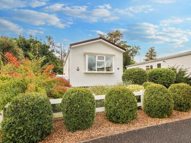1 bedroom park home for sale