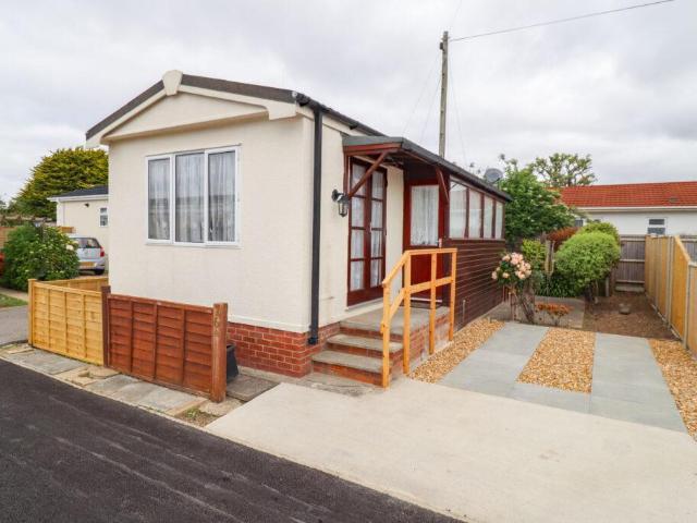 1 bedroom park home for sale