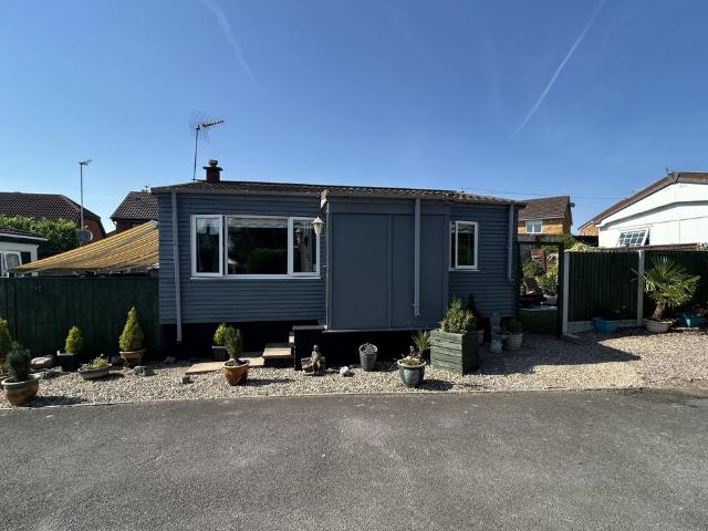 1 bedroom park home for sale