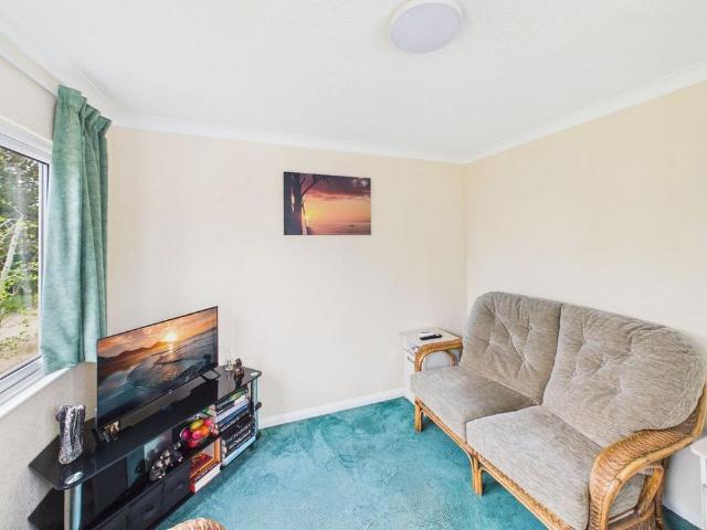 1 bedroom park home to rent