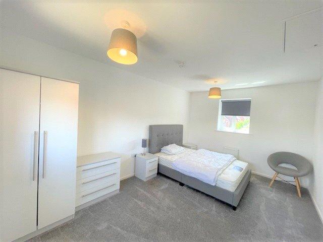 1 bedroom parking to rent