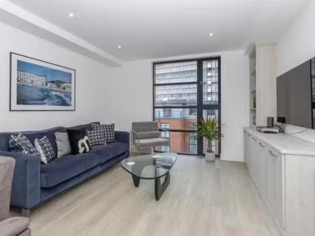 1 bedroom penthouse for rent in Assay Lofts, Charlotte Street.