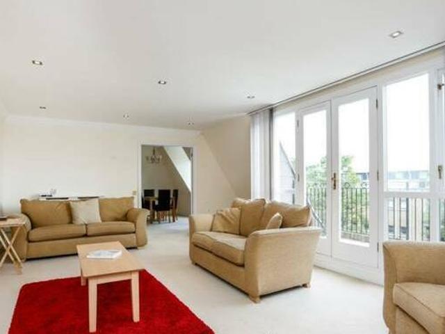1 bedroom penthouse for rent in Lansdowne Road London SW20