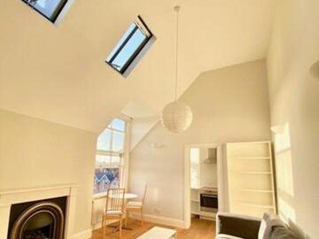 1 Bedroom Penthouse For Rent In London