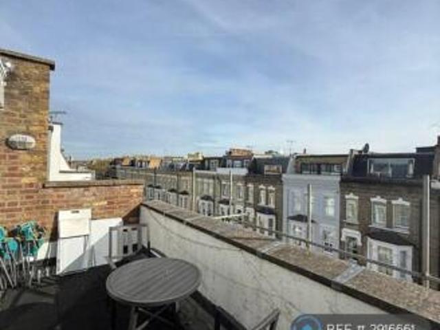 1 bedroom penthouse for rent in Radipole Road, London, SW6