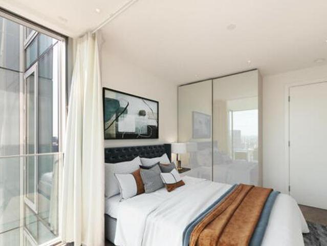 1 Bedroom Penthouse For Sale In London