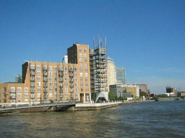 1 Bedroom Penthouse For Sale In 100 Three Colt Street, London