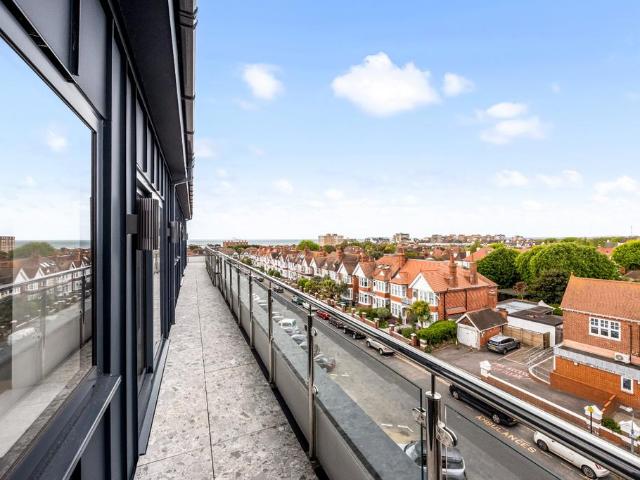 1 bedroom penthouse for sale